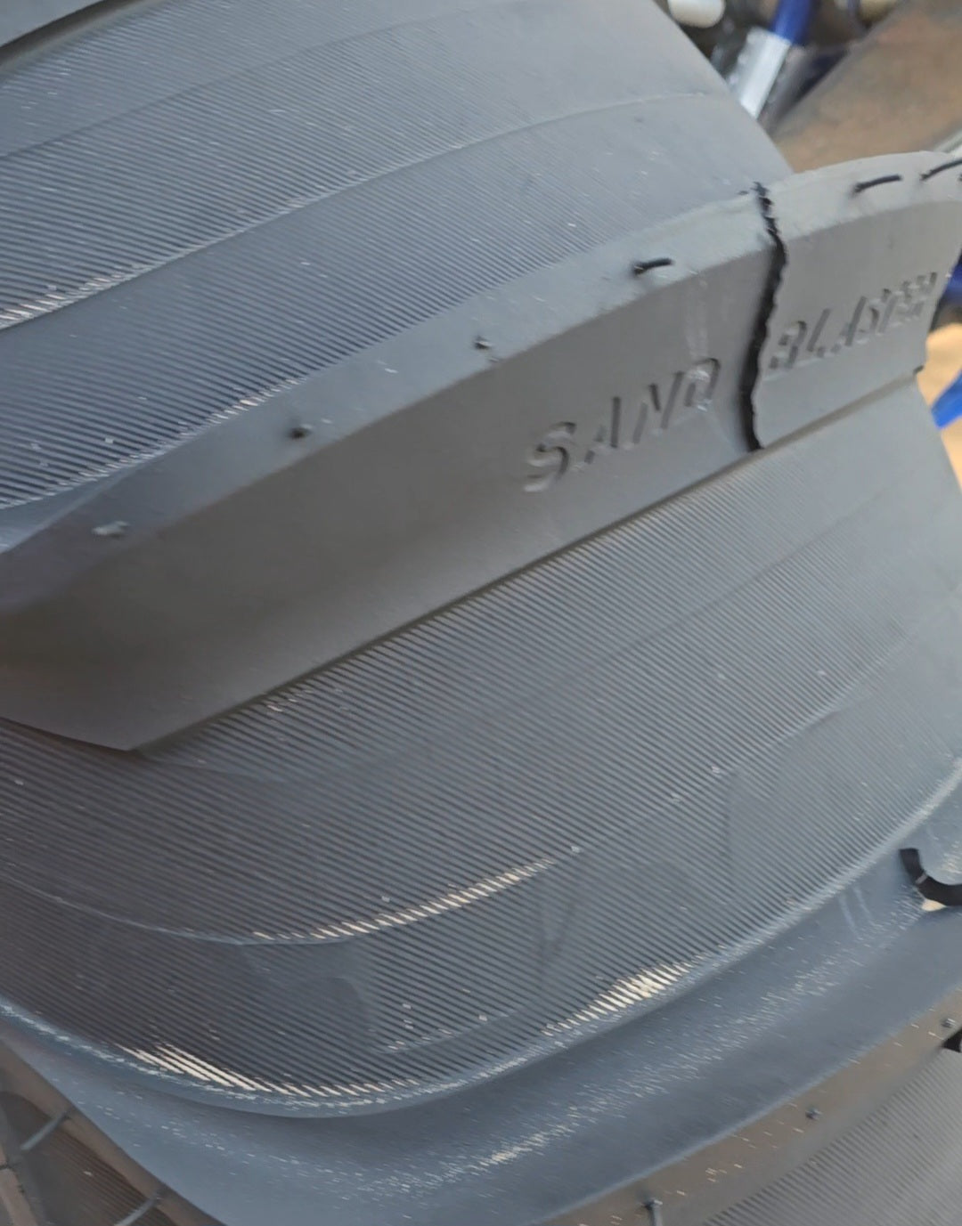 32" BlackBird Paddle Tire: Sand Performance Excellence